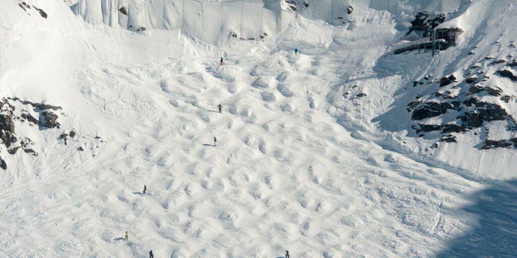 Les 12 pistes noires les plus dures du monde | Les Hardis