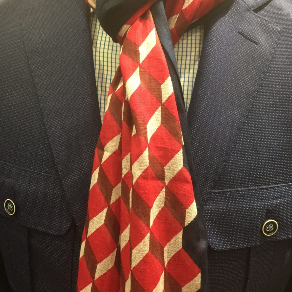 John Haston : un costume "sur-mesure" pour Noël ? | Les Hardis