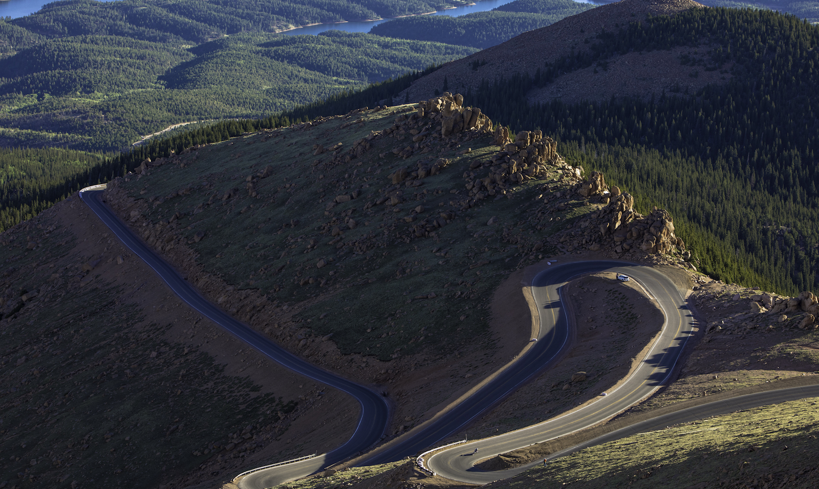 Pikes Peak International Hill Climb : une course de côte au sommet ...