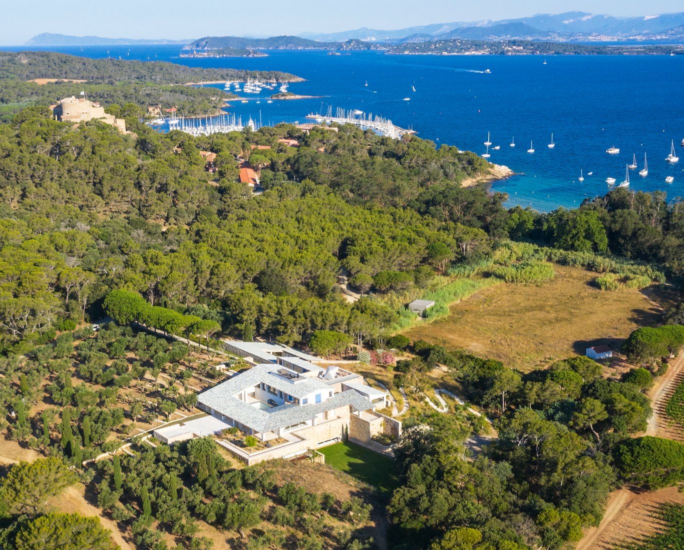 Portrait et rencontre : l'été de Lisa Vignoli | Les Hardis