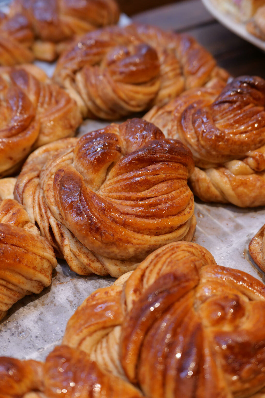 Où manger les meilleurs cinnamon rolls de Paris